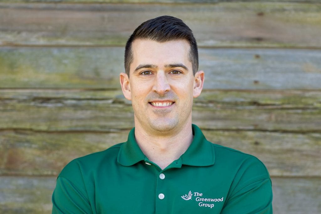 Work Outdoors in St. Louis, MO With One of Our Landscaping Jobs